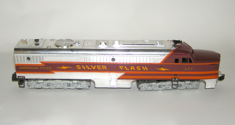 High Grade American Flyer Silver Flash Passenger Set - K5369WT