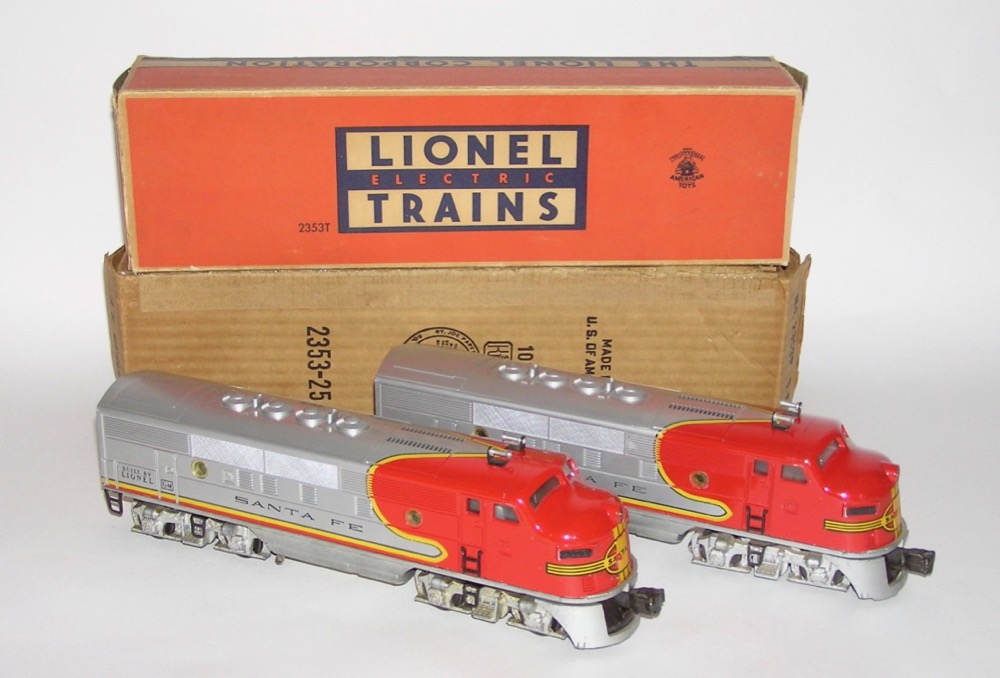 Nice -Lionel Train Set #2227W, 2353 Santa Fe, 6356 6468 ++BOXES